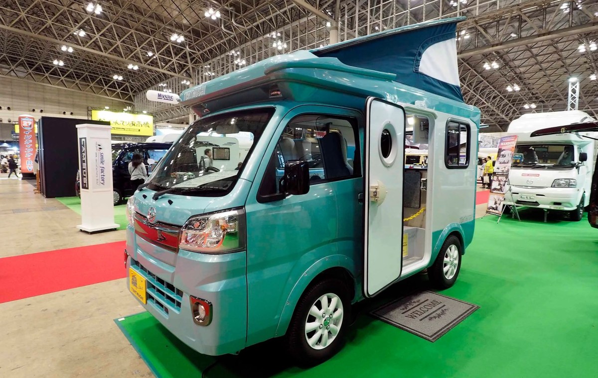 Micro Camper Mania: Exploring Japan’s Tiny House on Wheels Trend – Life ...